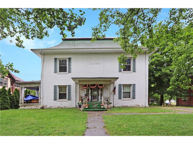 CENTURY 21 Real Estate Property