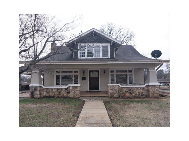 845 Chestnut St, Thayer, MO 65791 - MLS# 60235147 | CENTURY 21