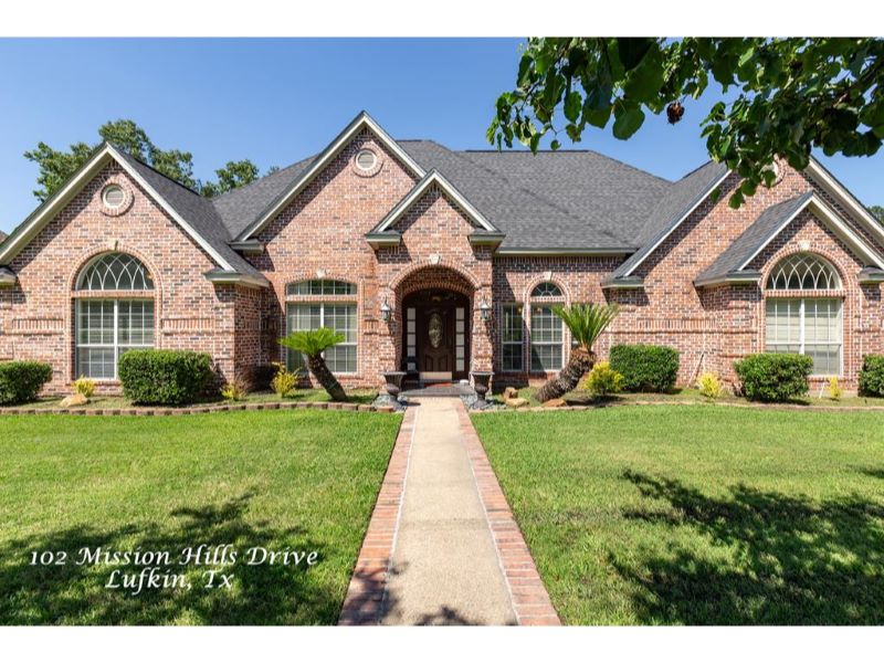 CENTURY 21 Real Estate Property