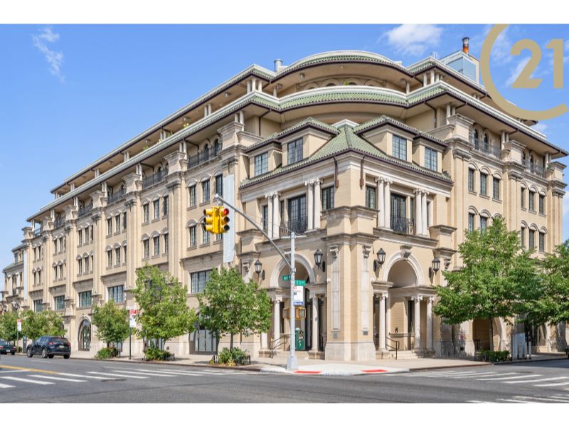 431 Avenue P Apt 301, Brooklyn, NY 11230 - MLS# C21MK0688 | CENTURY 21