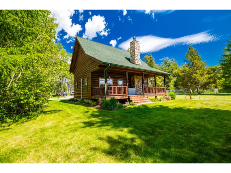 CENTURY 21 Real Estate Property