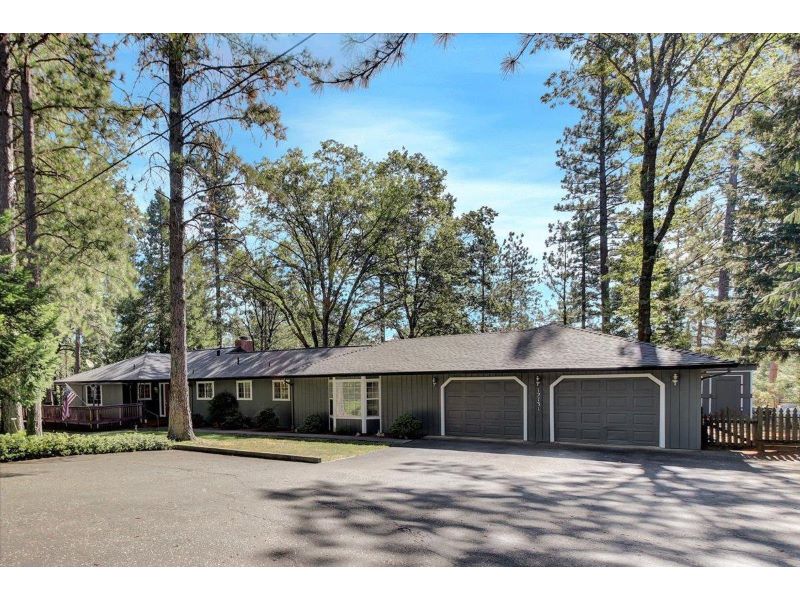 12731 Friar Tuck Road, Grass Valley, CA 95949 - MLS# 224072077 | CENTURY 21