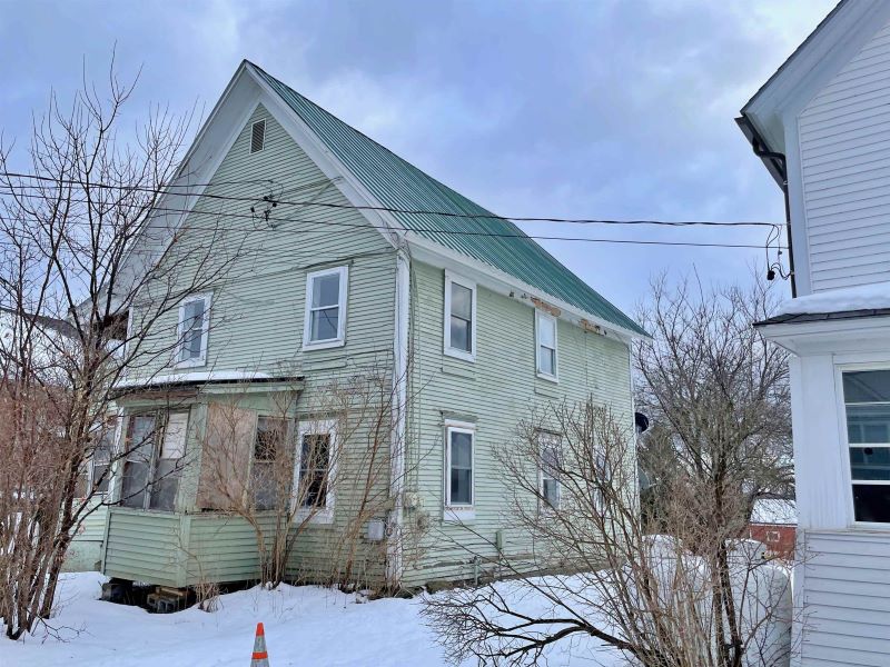 160 North Pleasant Street, Troy, VT 05859 - MLS# 4982874 | CENTURY 21